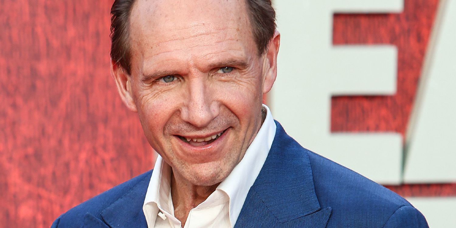 Hunger Games' Tom Blyth Reacts to Ralph Fiennes's President Snow ...