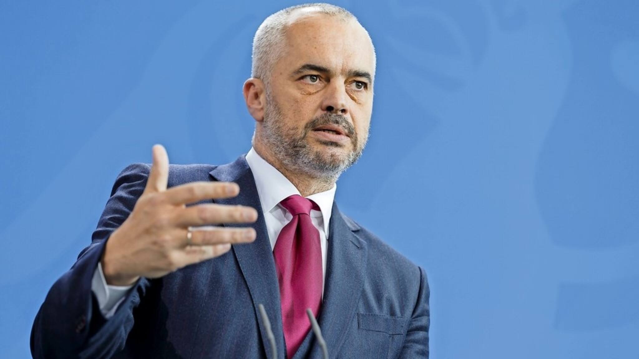 Albanien: Premier Rama will KI-Server zu „Ministerin“ ernennen