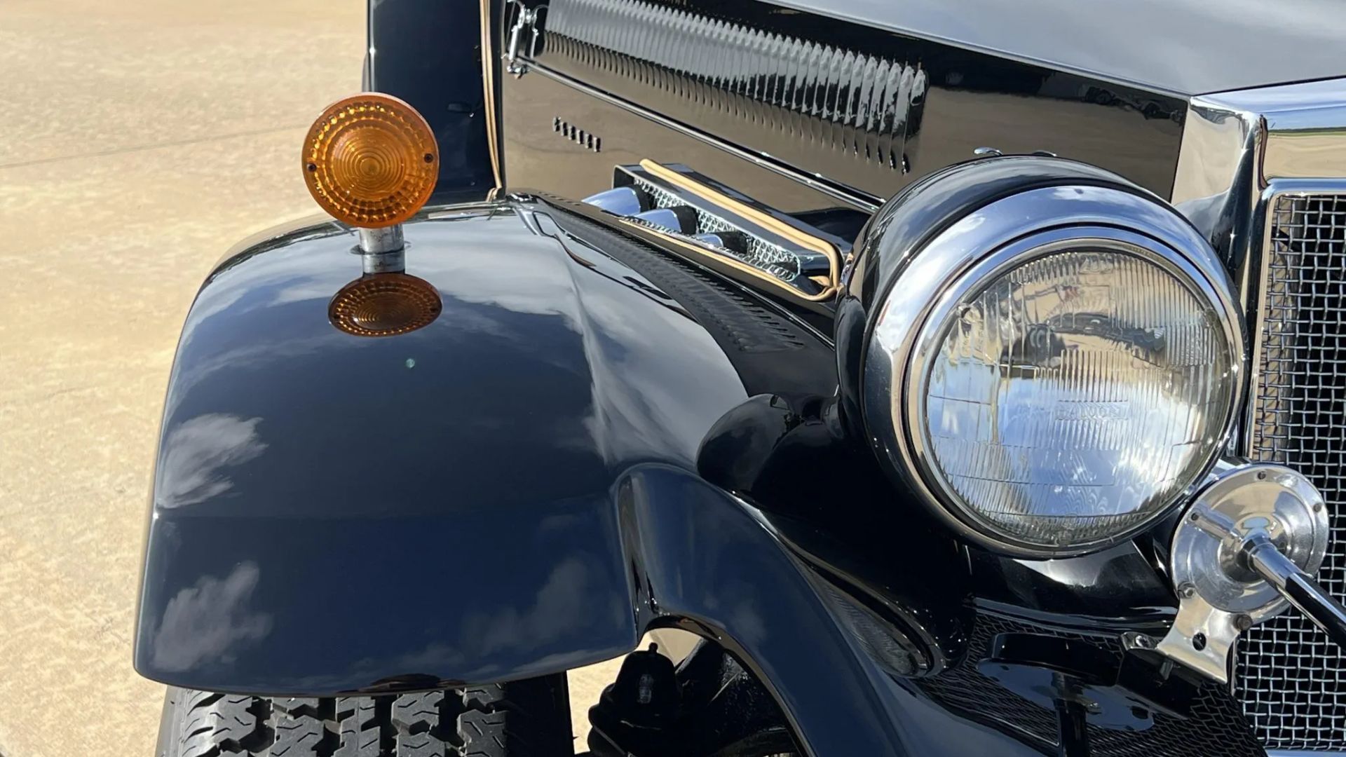 The Clenet Series 1: A Lincoln in Glamorous Drag
