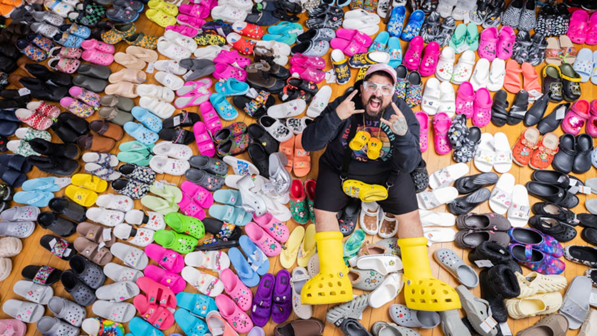 Largest collection of Croc shoes - 3,569 pairs owned by Doogie Sandtiger
