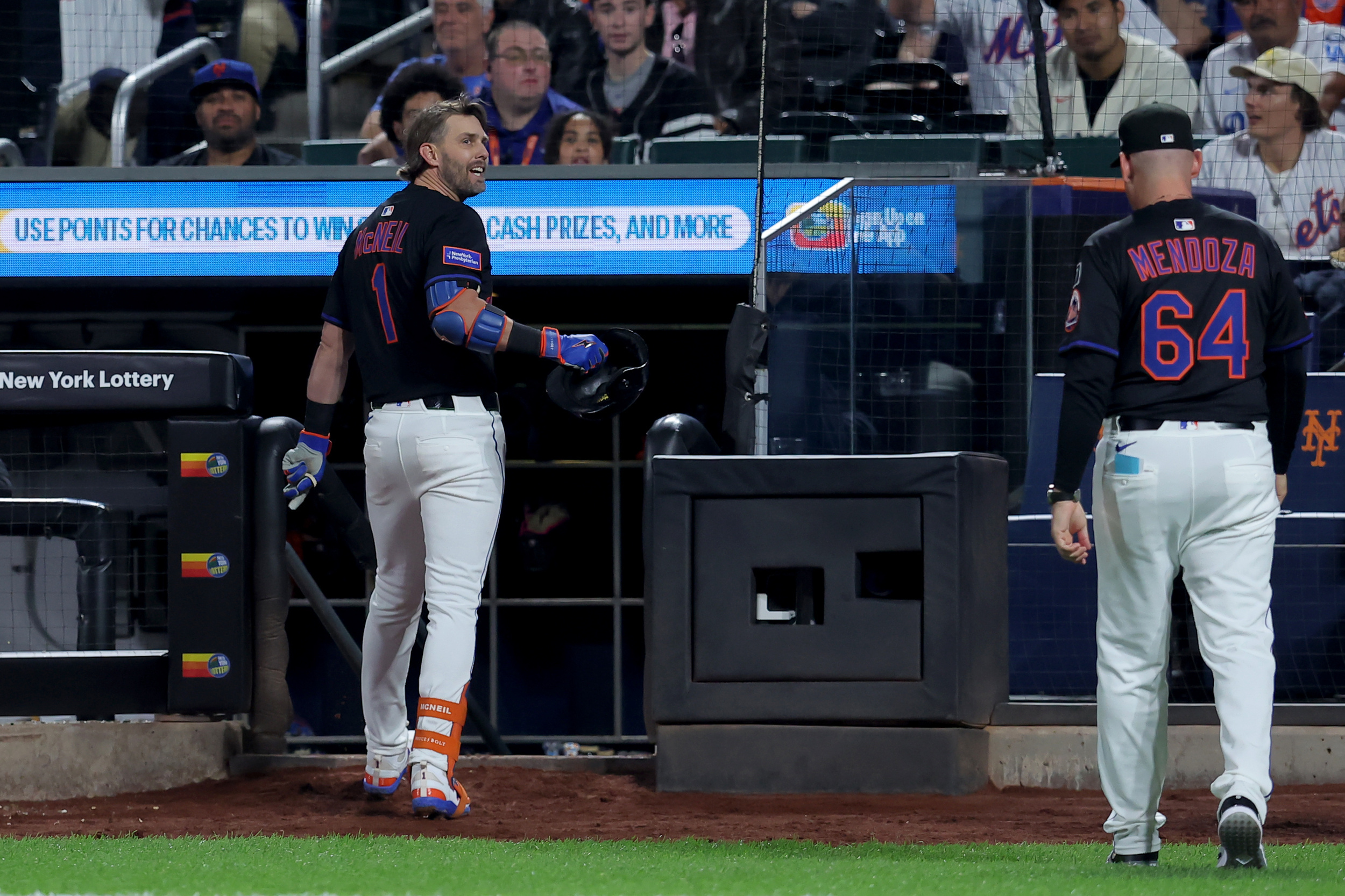 Hot-tempered Mets star ejected for profane outburst directed toward umpire