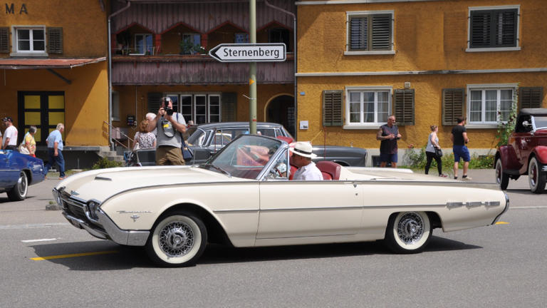 10 weird laws about classic cars