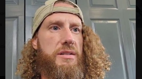 Who is David? Mystery man who cheered during Charlie Kirk's horrific ...