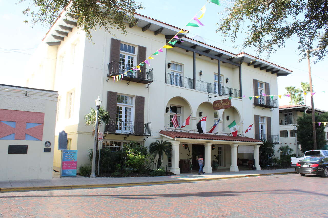 Inaugural run invites Laredoans and their pets to celebrate Mexican ...