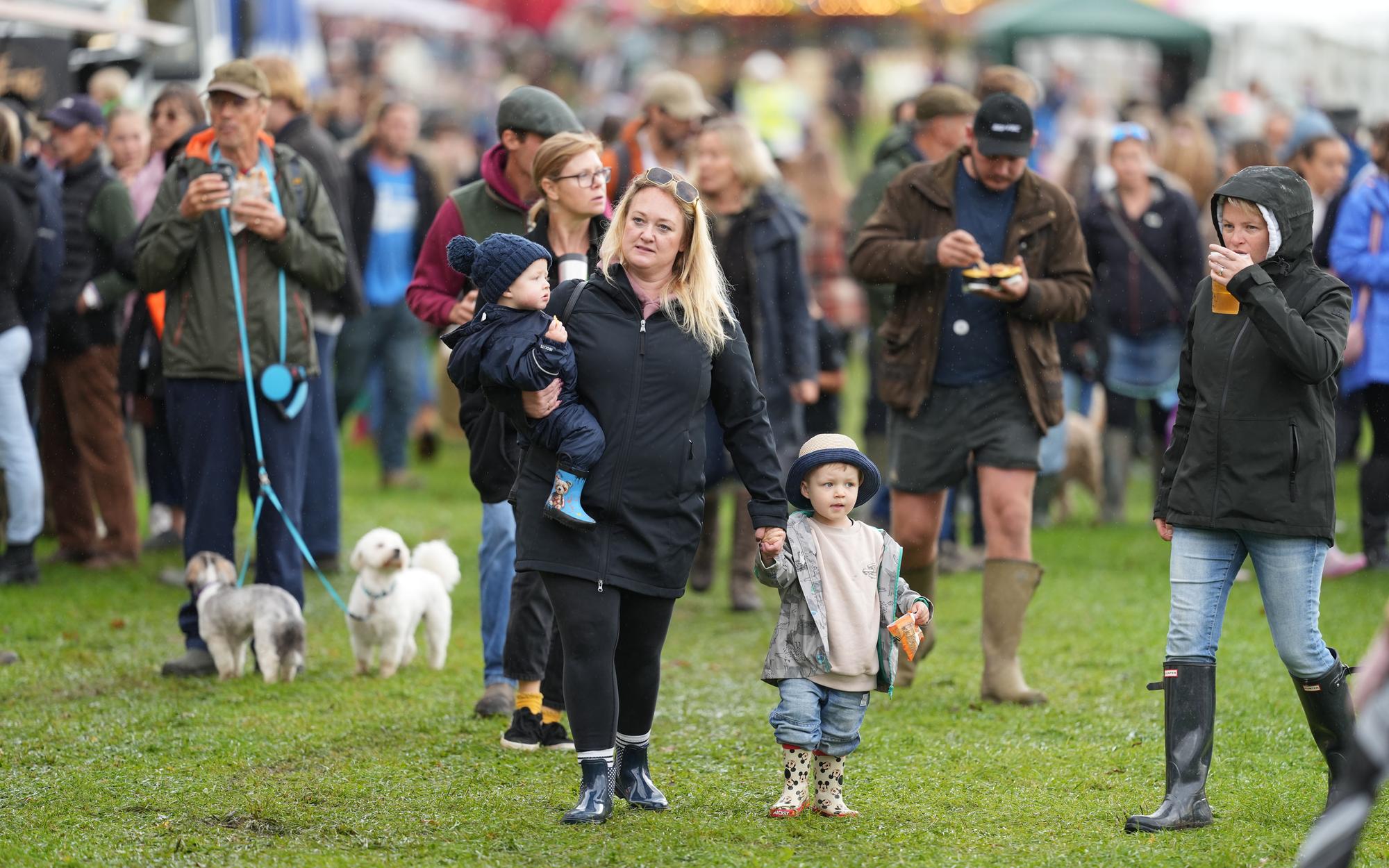 Findon Sheep Fair: Big crowds turn out for 2025 event