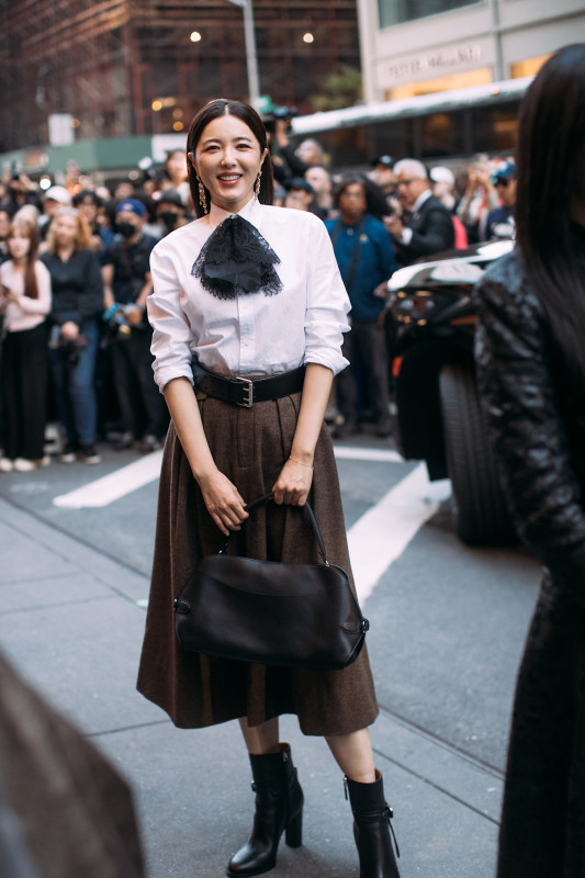 New York Fashion Week Street Style Is Completely Covered in Lace