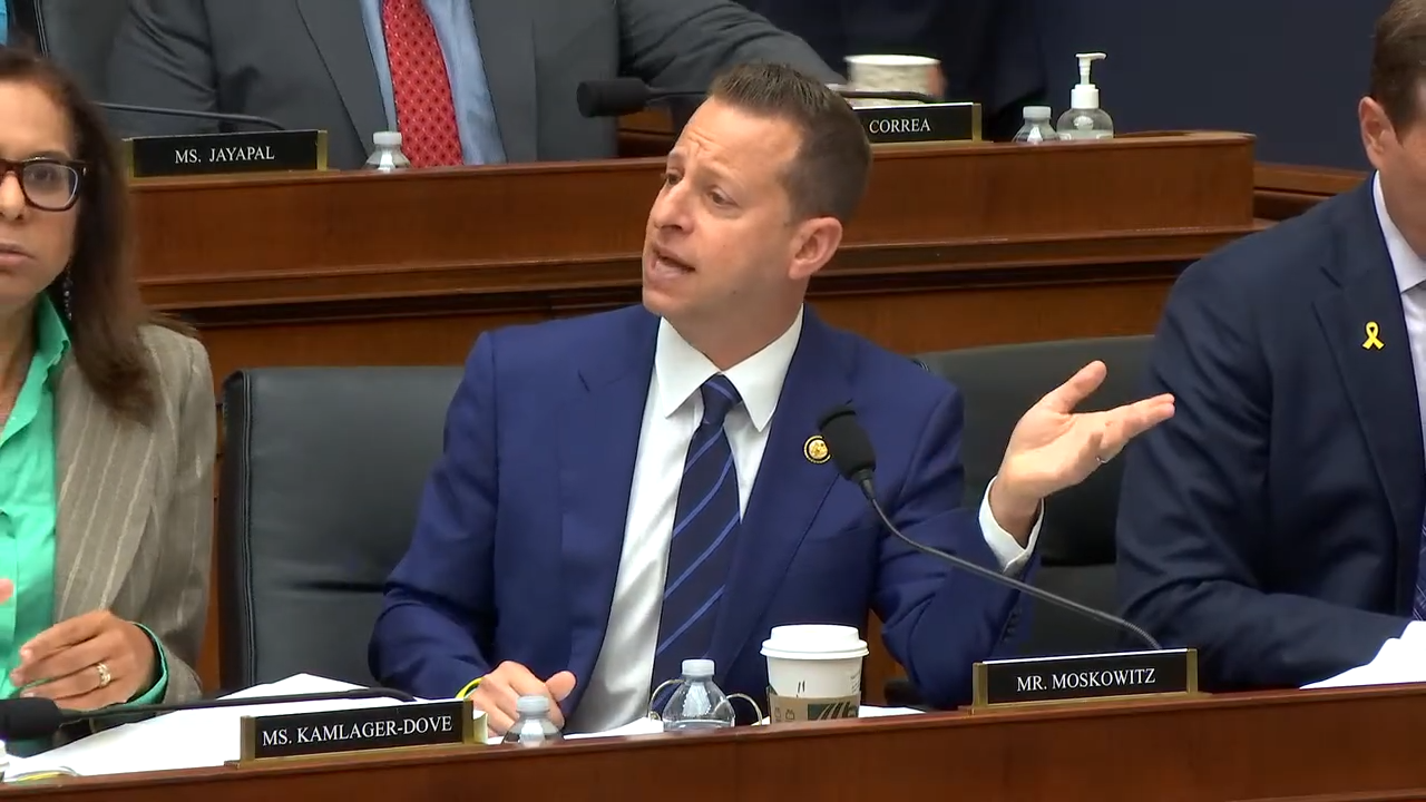 'I'm Still Speaking': GOP Punks Try To Stop Rep. Jared Moskowitz When ...