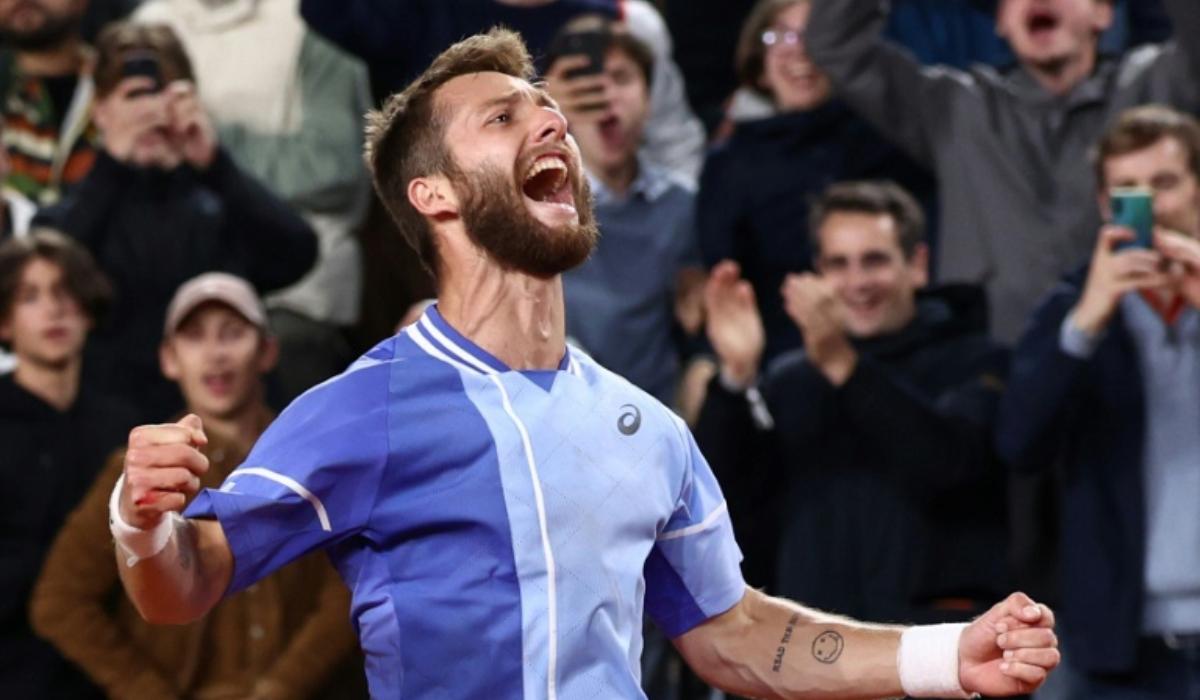 Incredible Corentin Moutet: A Stunning Match and France Soars to the Finals