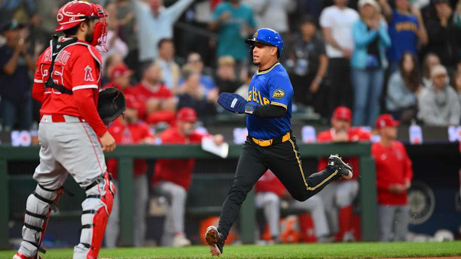 The Mariners Have an Emotional Spark Plug in Leo Rivas