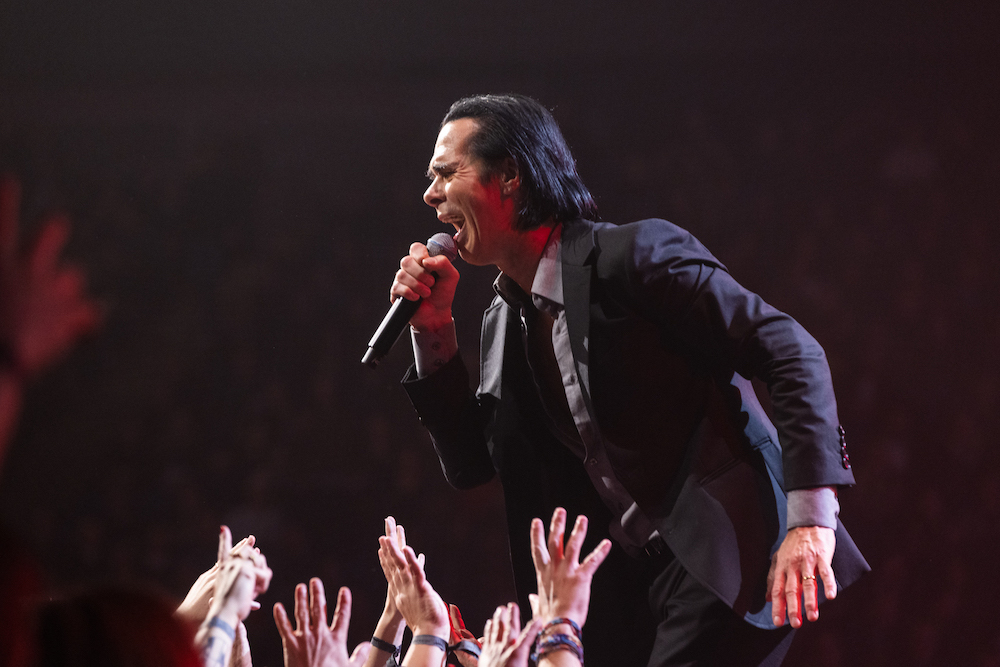 Nick Cave e l’illusione della performance: "Quando sono sul palco ...