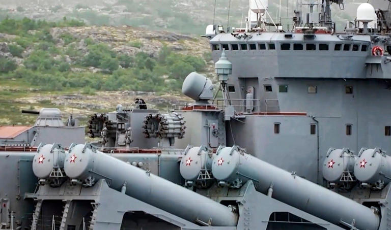 Putin deploys nuclear bombers in 'WW3 war games'