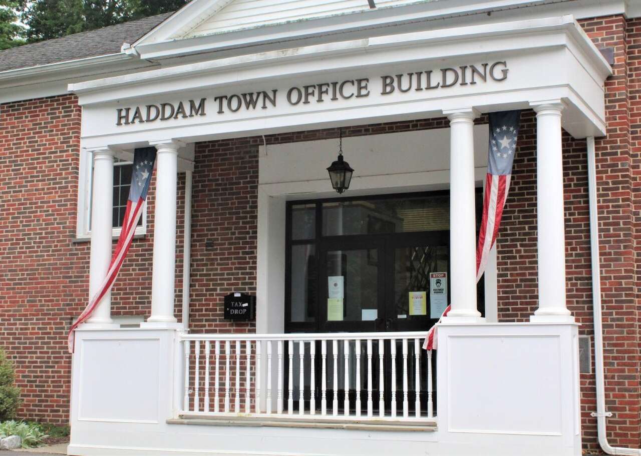 CT town's first selectman releases 100-page file on clerk’s alleged ...