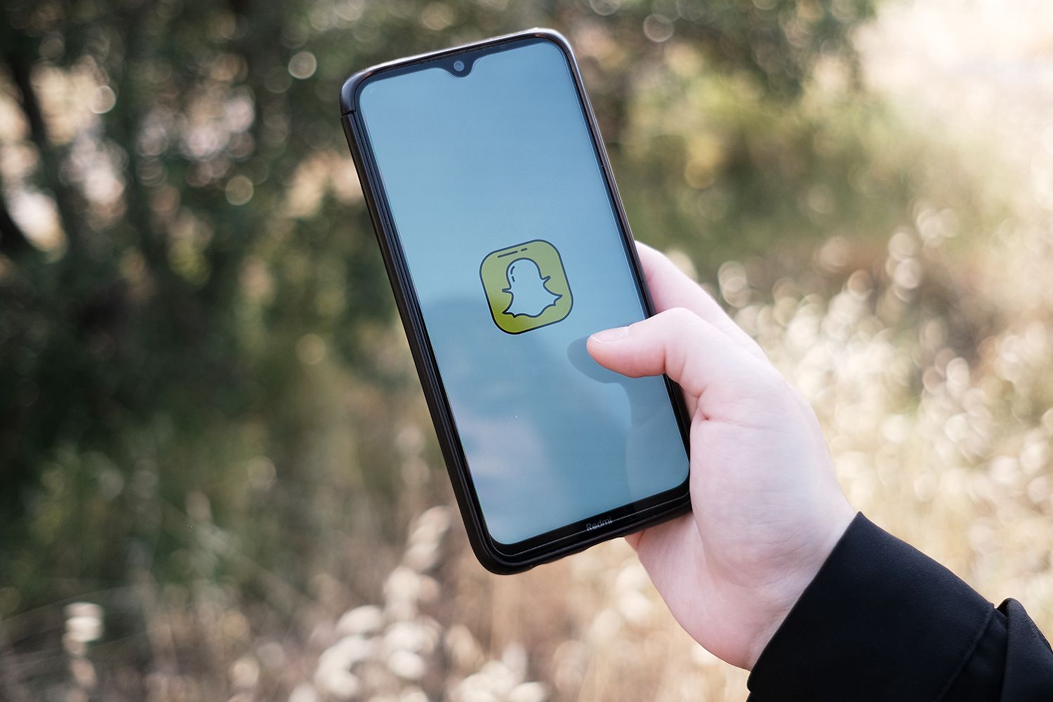 Woman Says Her Boyfriend Is Mad She Befriended His Ex-Girlfriend — but ...