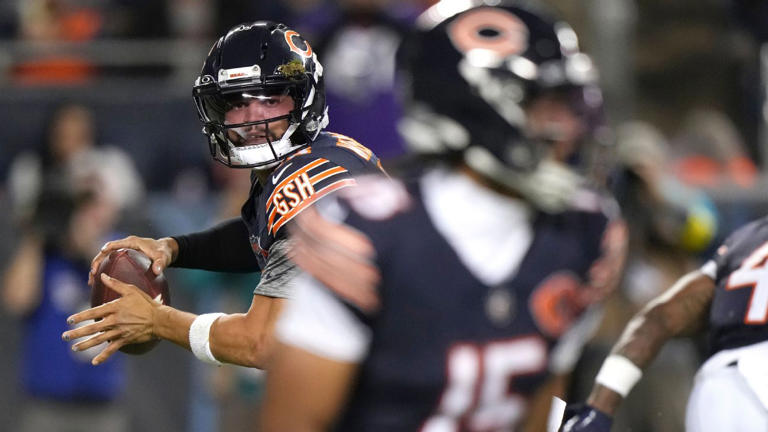 Bears' Caleb Williams still battling his accuracy problems