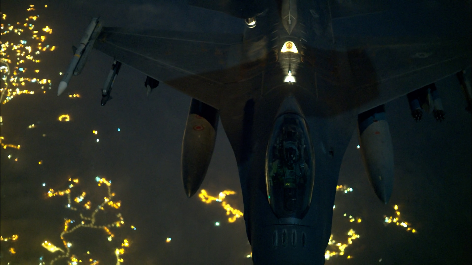 US Air Force F-16 Aerial Refuel at Night