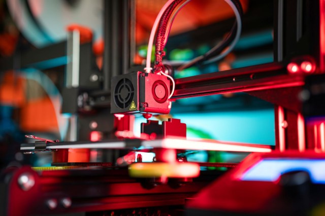 Researchers develop game-changing 3D printer that creates household ...