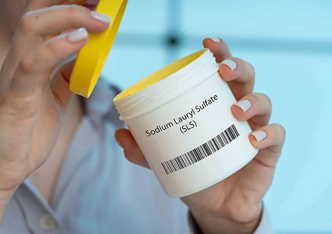 6 Common Hair Care Ingredients Linked To Hair Loss And Scalp Irritation