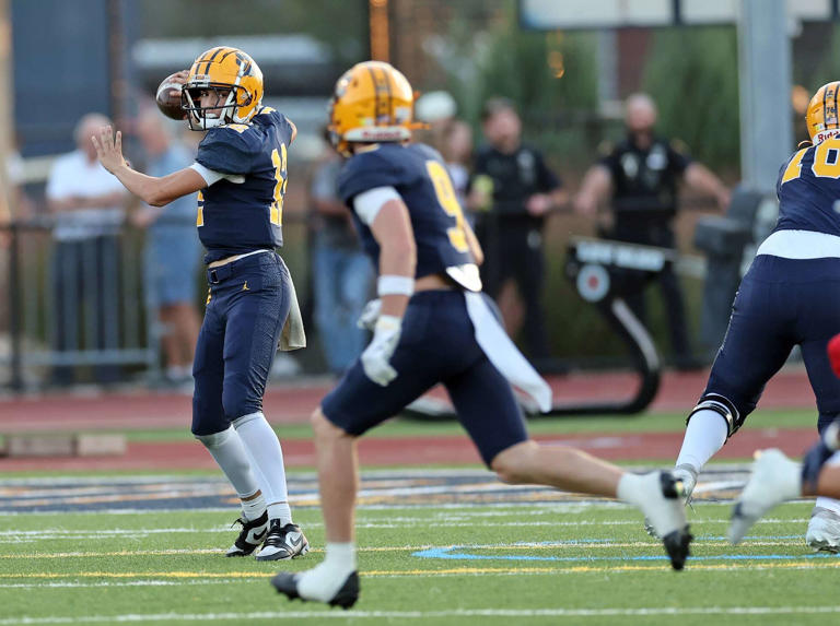 Northeast Ohio high school football scores for Week 4: Friday, Sept. 12 ...