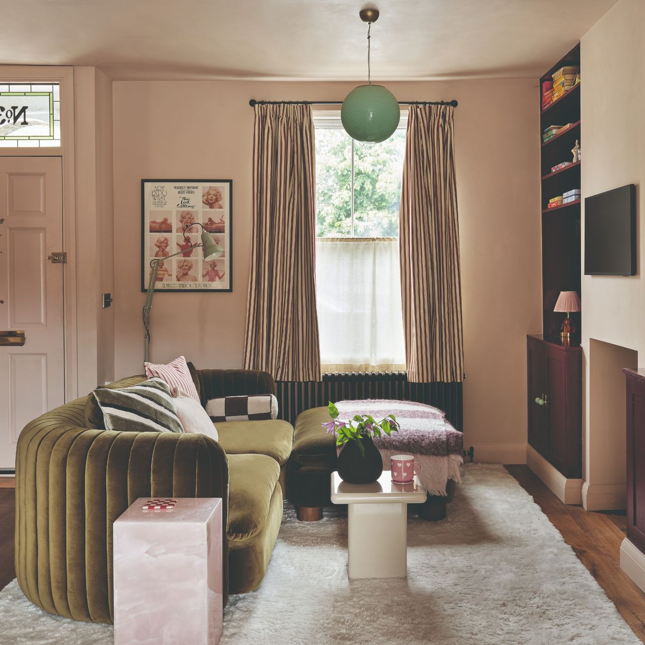 Small living room ideas – take inspiration from these 48 stylish yet ...