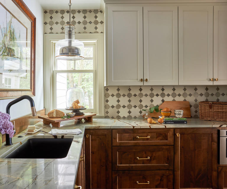 The Most Stylish Kitchens Right Now Feature This Striking Backsplash ...