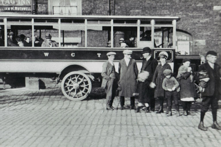 23 pictures and stories that were making the Wigan news decades ago