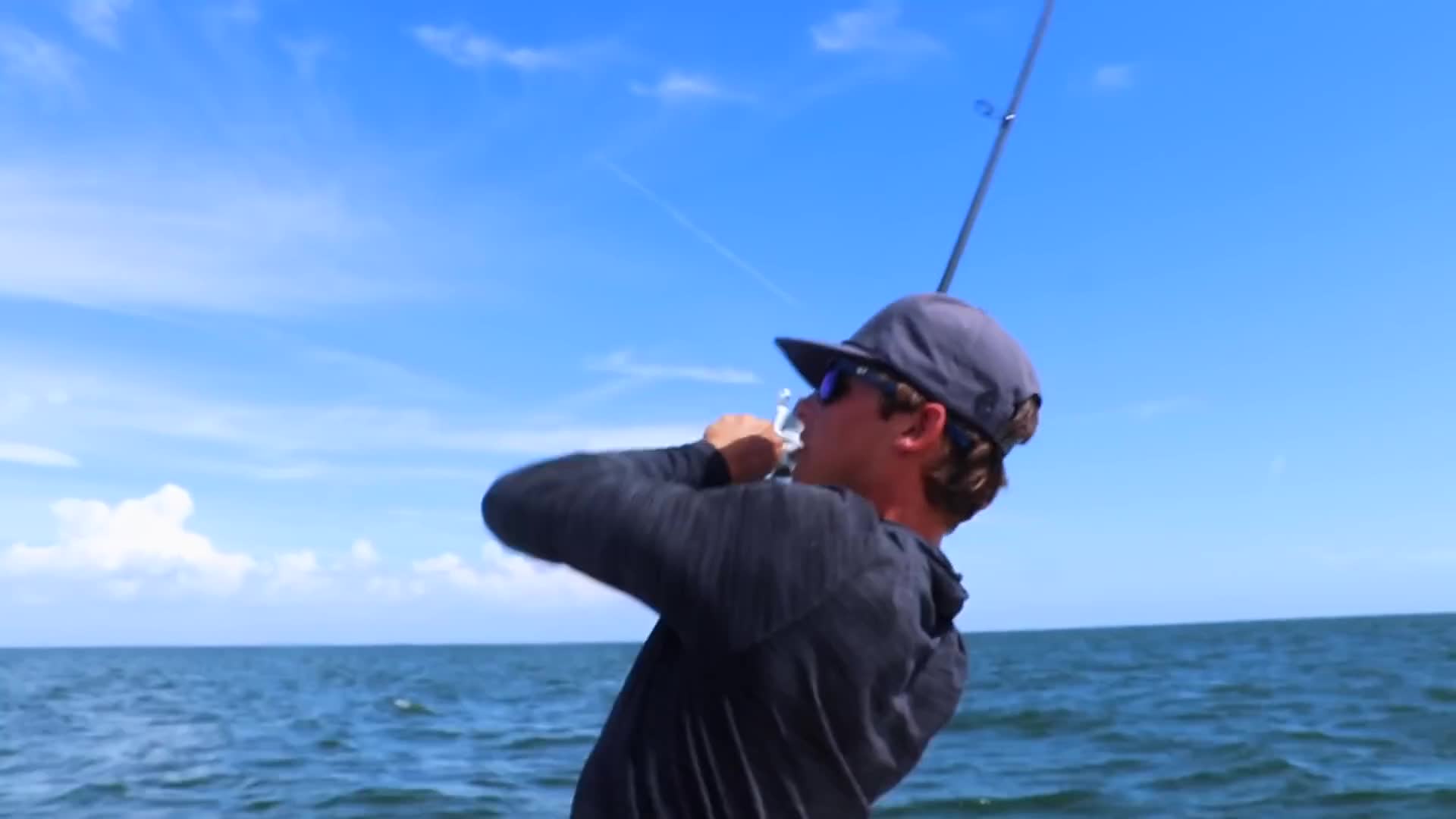 Catching rare shark/stingray for my 3000 gallon pond! Insane