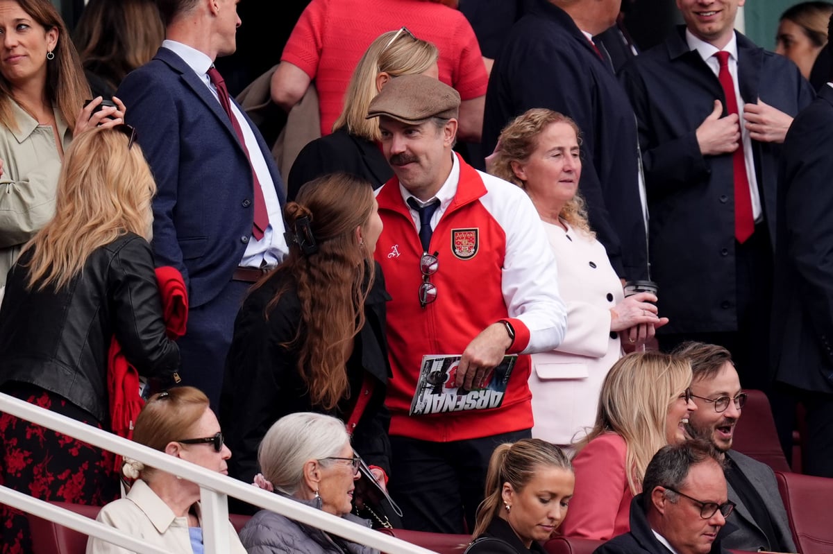Ted Lasso star Jason Sudeikis watches Arsenal’s win against Nottingham ...