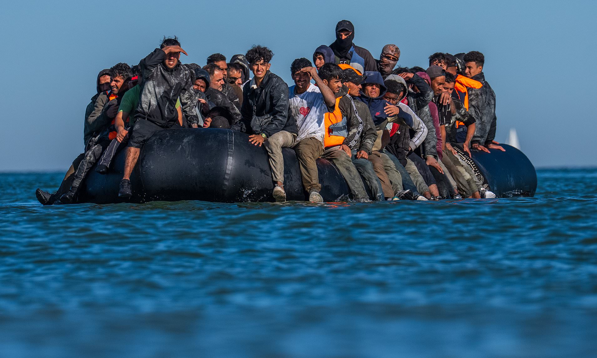 'One in, one out' migrant deportation flights 'will start next week'