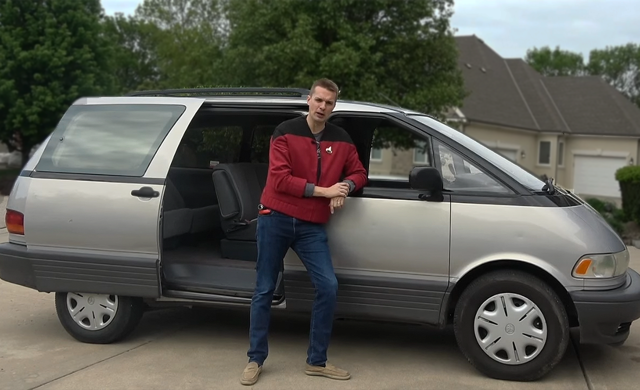 I bought the greatest minivan ever made: Toyota Previa supercharged ...