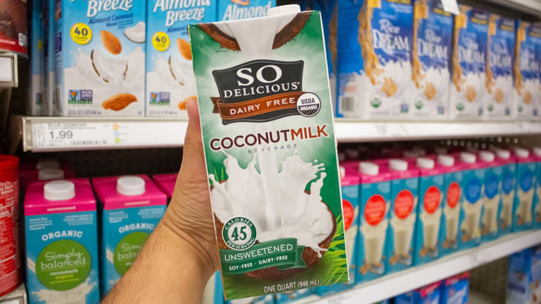 Canned Vs Boxed Coconut Milk: Here's When To Use Each
