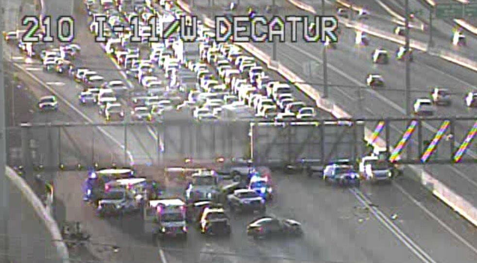 Man dies, 3 injured in 3-vehicle crash in Las Vegas