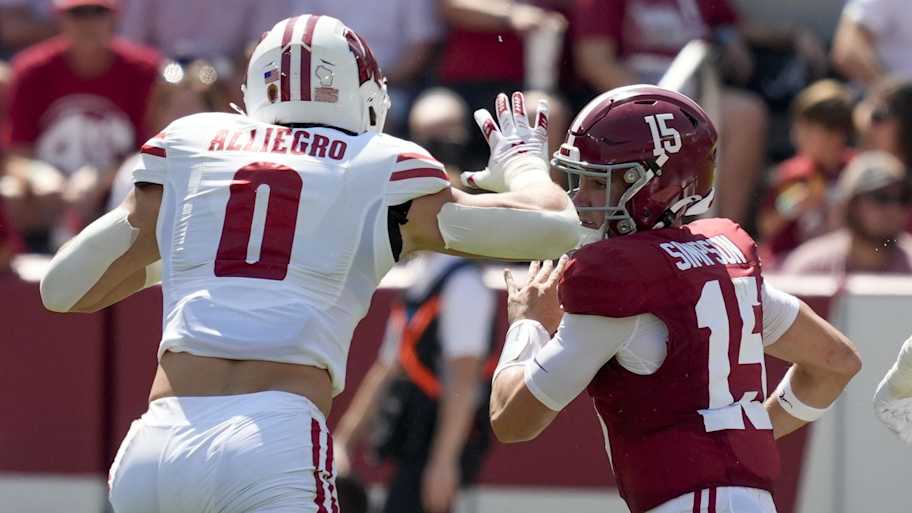 Studs and duds from Wisconsin Badgers 38-14 loss to Alabama Crimson Tide