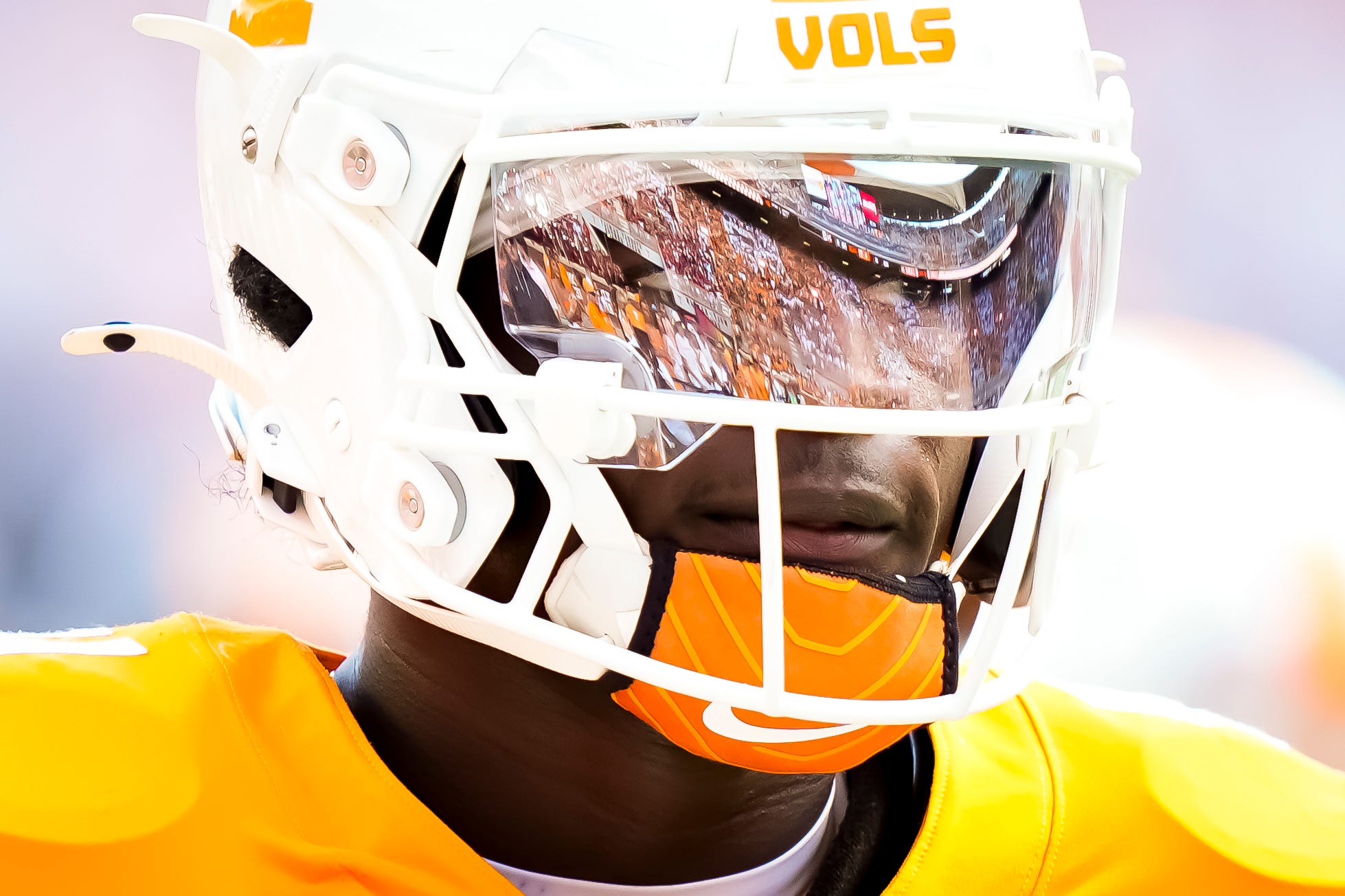 Mike Matthews injured in Tennessee football vs Georgia after second ...