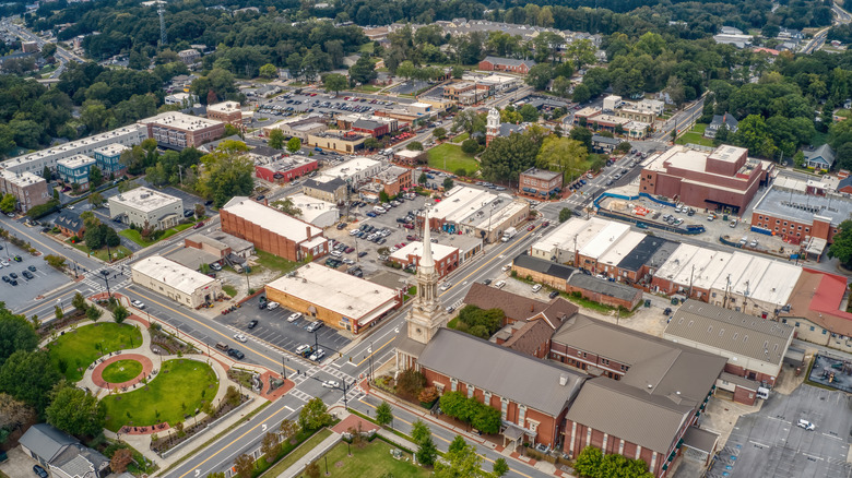 Tucked Between Atlanta And Athens Is Georgia's Laid-Back City With A Vibrant Downtown Full Of ...