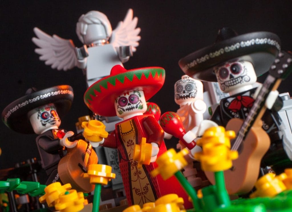 LEGO lanza altar de Día de Muertos y sorprende a coleccionistas en México