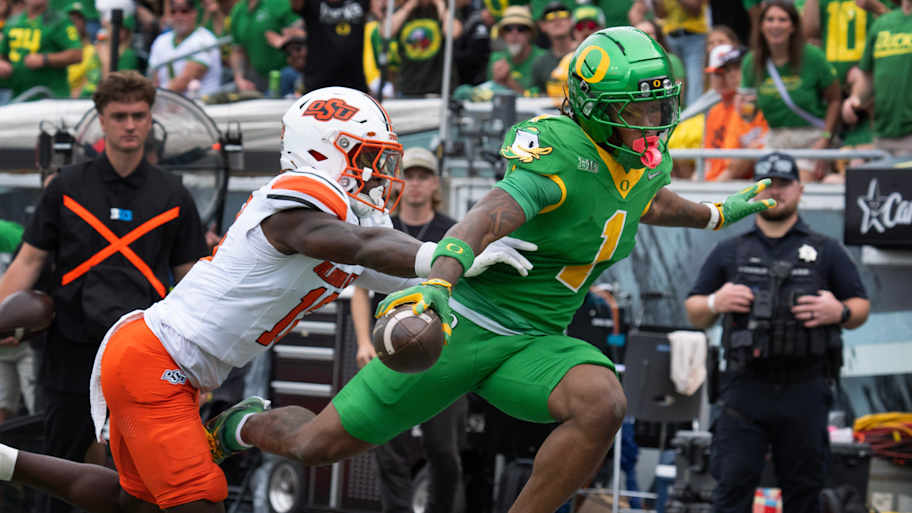 Three Plays That Prove Oregon Receiver Dakorien Moore's Status As Best ...