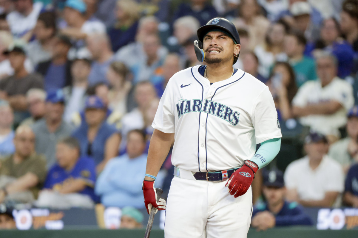 A.J. Hinch Expects Josh Naylor In Mariners Lineup After Baby’s Arrival