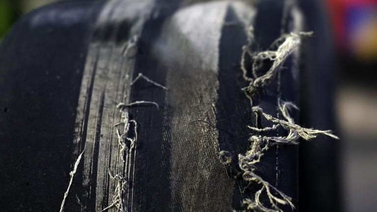 Tire Issues Hampering NASCAR Cup Teams at Bristol