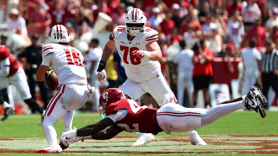 Wisconsin Badgers considering more offensive line changes after loss to ...
