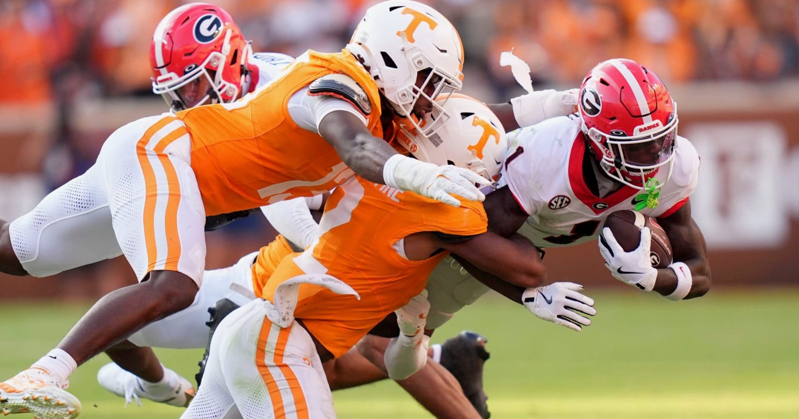 How It Happened: No. 6 Georgia rallies to beat No. 15 Tennessee 44-41 ...