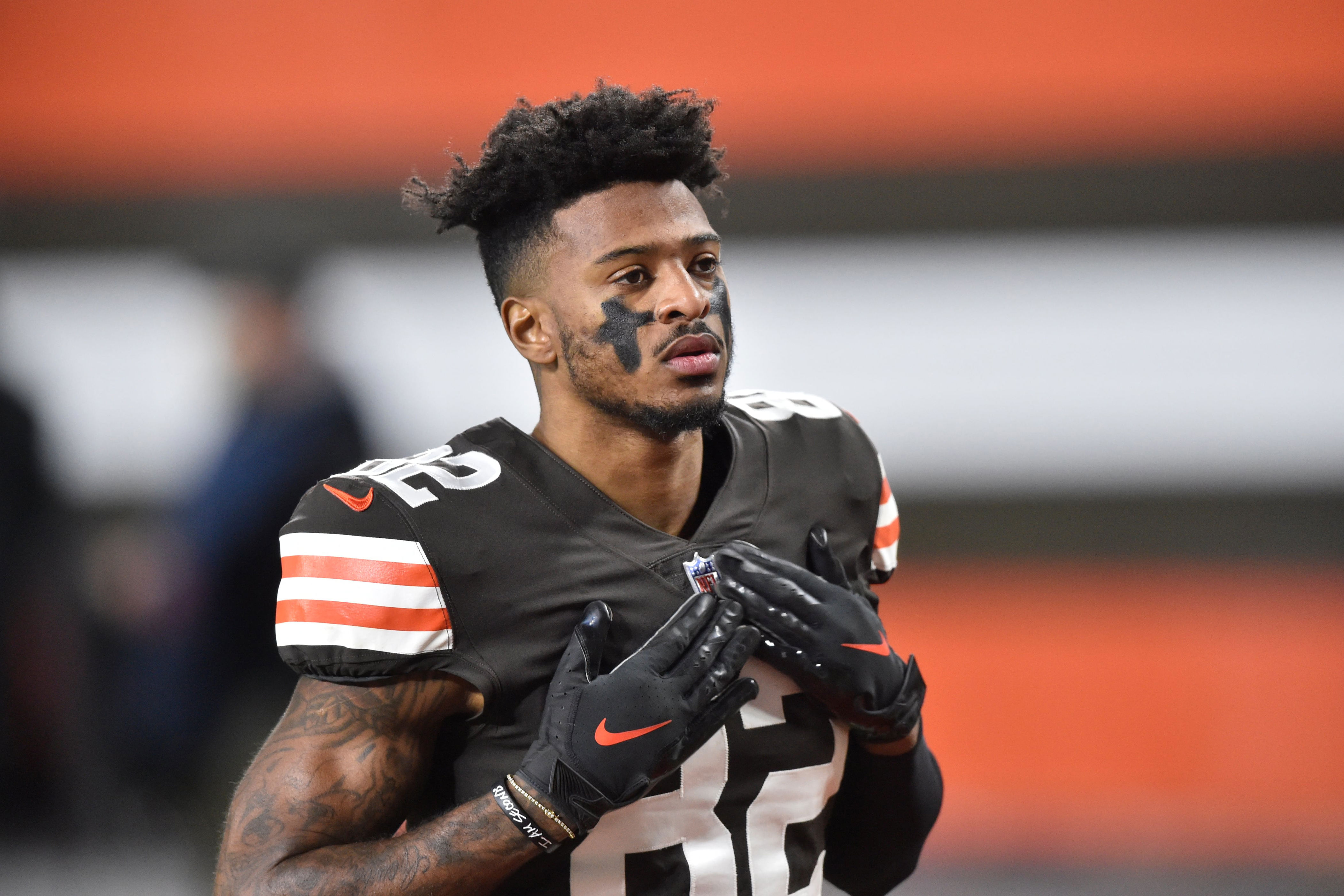Former Browns wide receiver becomes Dallas firefighter