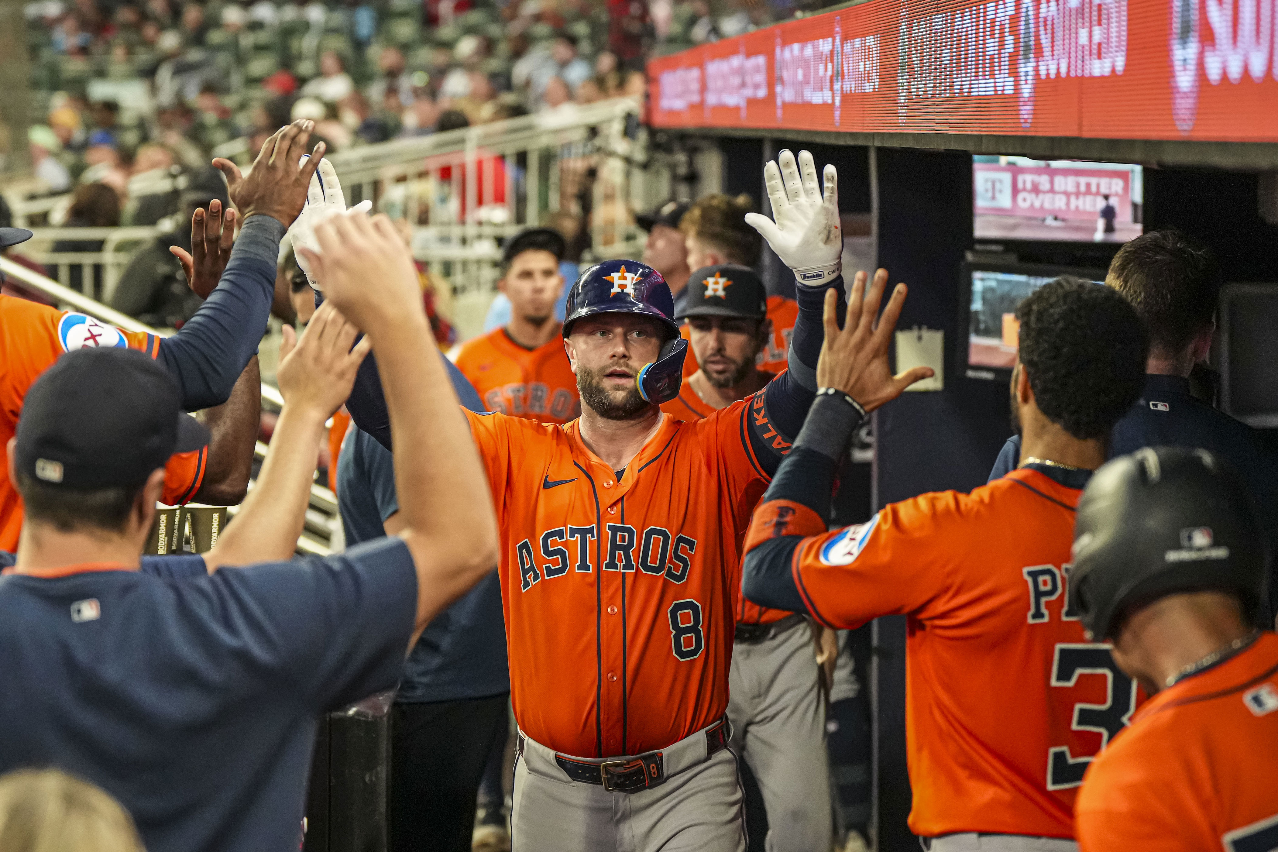Walker homers, Astros secure much needed series against Braves with 6-2 ...