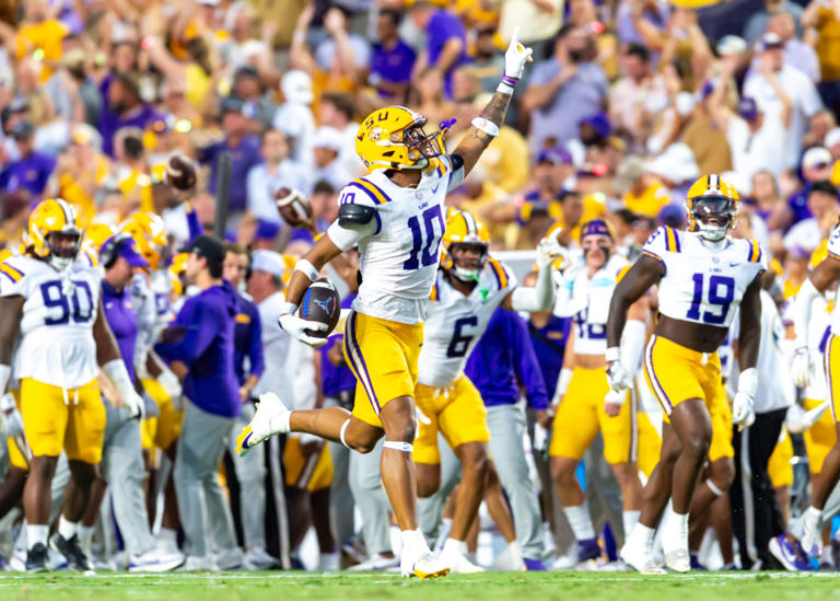 LSU football vs Florida highlights: LSU grabs 5 interceptions in win ...