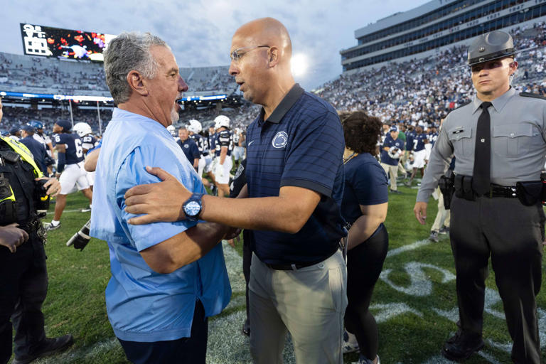 Penn State mauls Villanova, 52-6; Scenes from the game