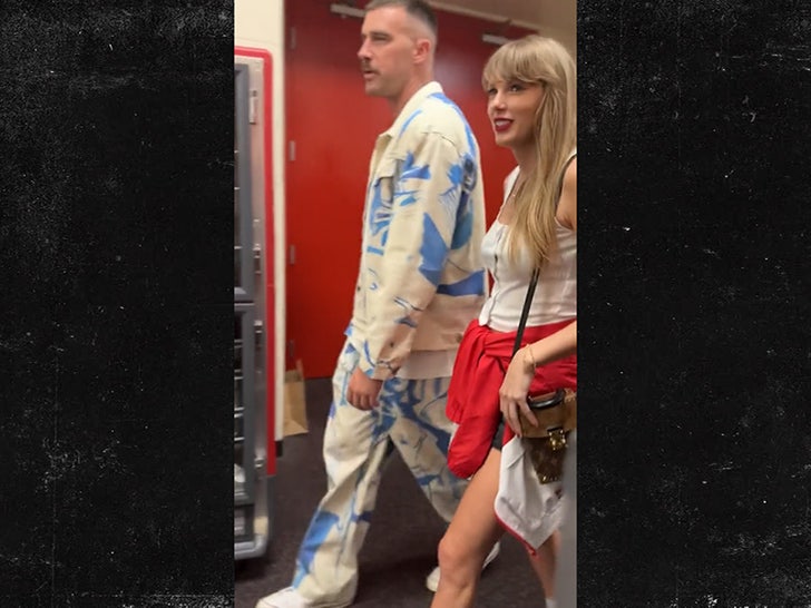 Throwback To When Taylor Swift First Attended a Chiefs Game!