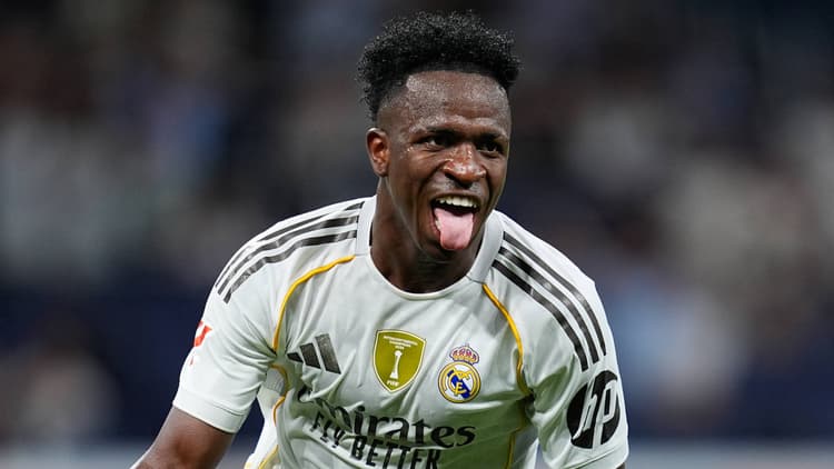 Arsenal make offer for shock signing as Vinicius Jr bomb drops ...