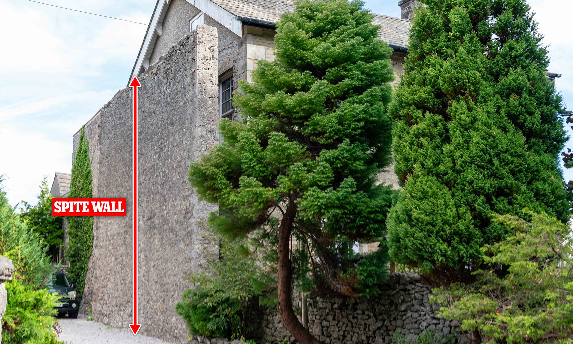 How homeowner went to war with neighbour nextdoor after building 20ft ...