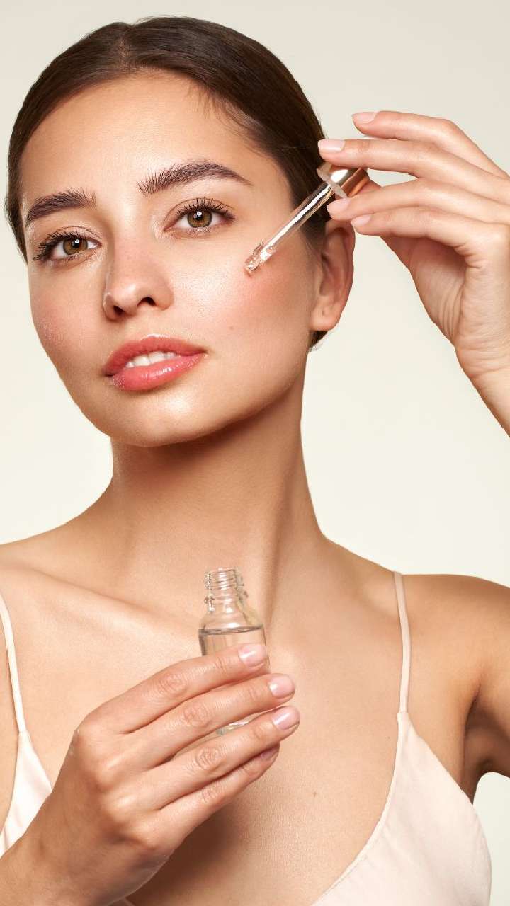 Stepwise Guide To Apply Serum On Face