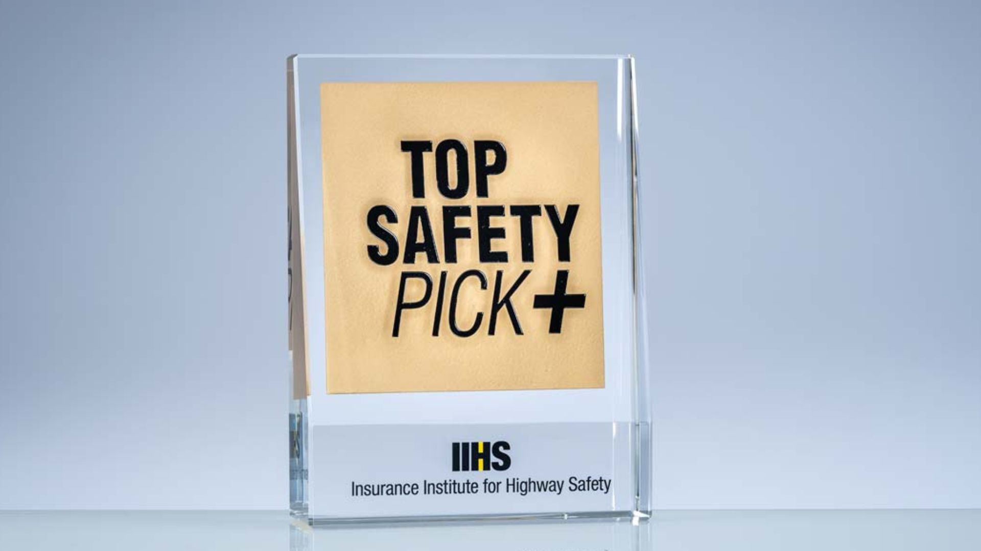 IIHS Pushes For Driver Surveillance Technologies