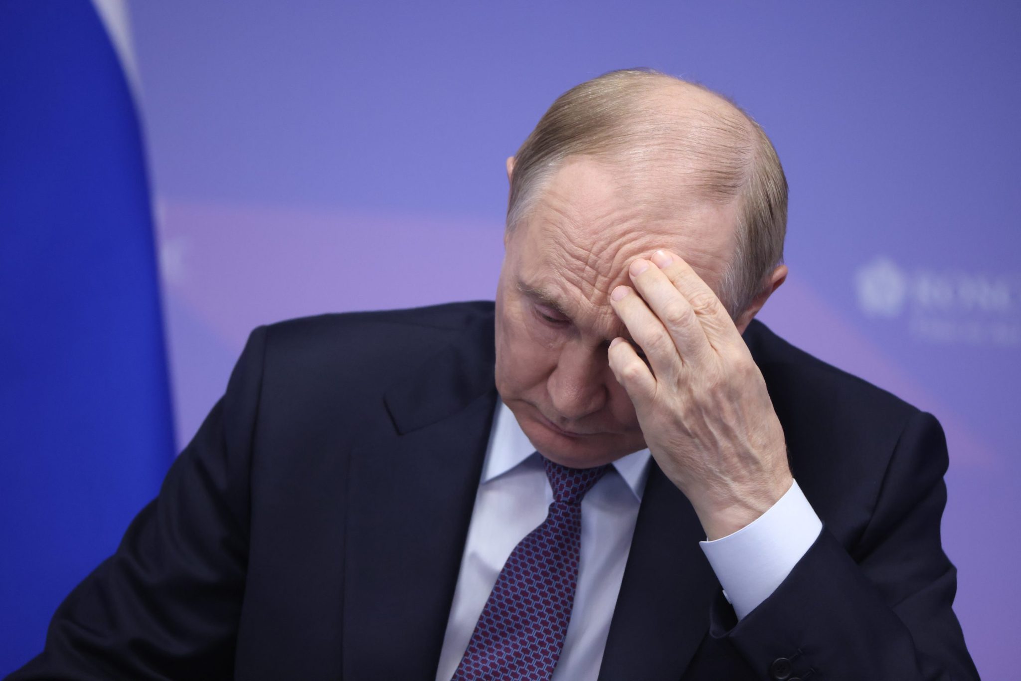 Russia’s central bank reveals GDP is shrinking, in a sign Putin’s war ...